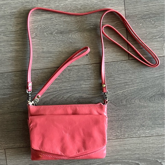 HOBO | Bags | Nwt Hobo Stroll Slim Crossbody In Color Tea Rose 75 In ...